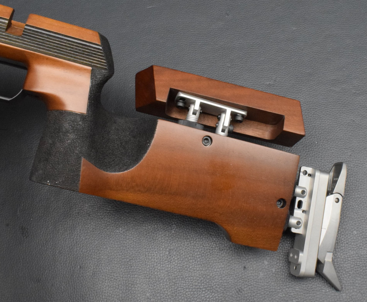 Anschütz Schaft Nußbaum LINKS für Modell 1907/1913 NU, mit SK 4759 ...